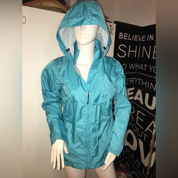 Cabela's | Jackets & Coats | Women Light Blue Rain Jacket Wind Beaker ...